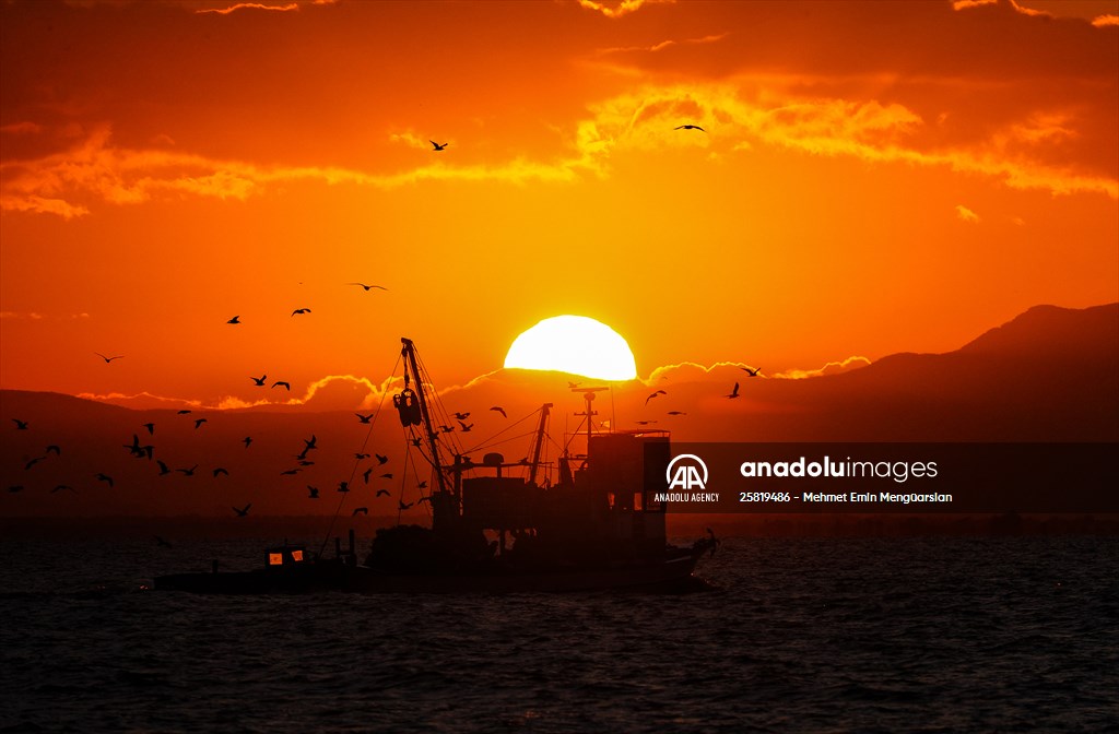 Sunrise in Turkey's Izmir | Anadolu Images