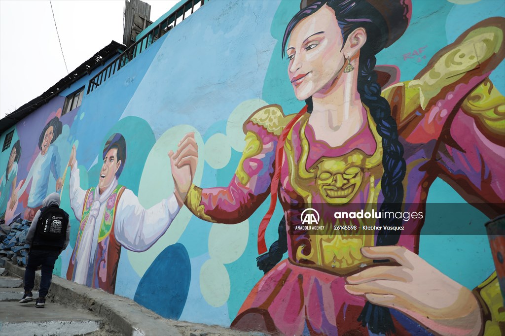 Energy of color: Massive city mural in Lima | Anadolu Images