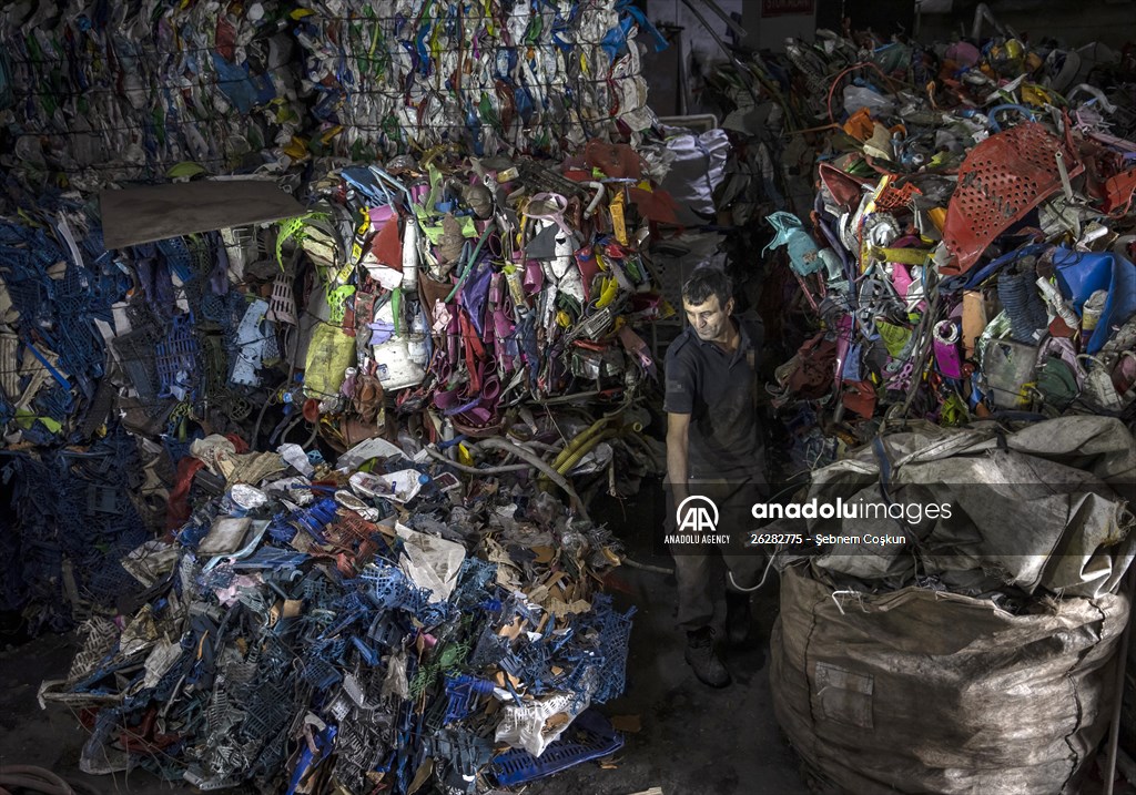 Recycling journey of plastic wastes in Istanbul | Anadolu Images