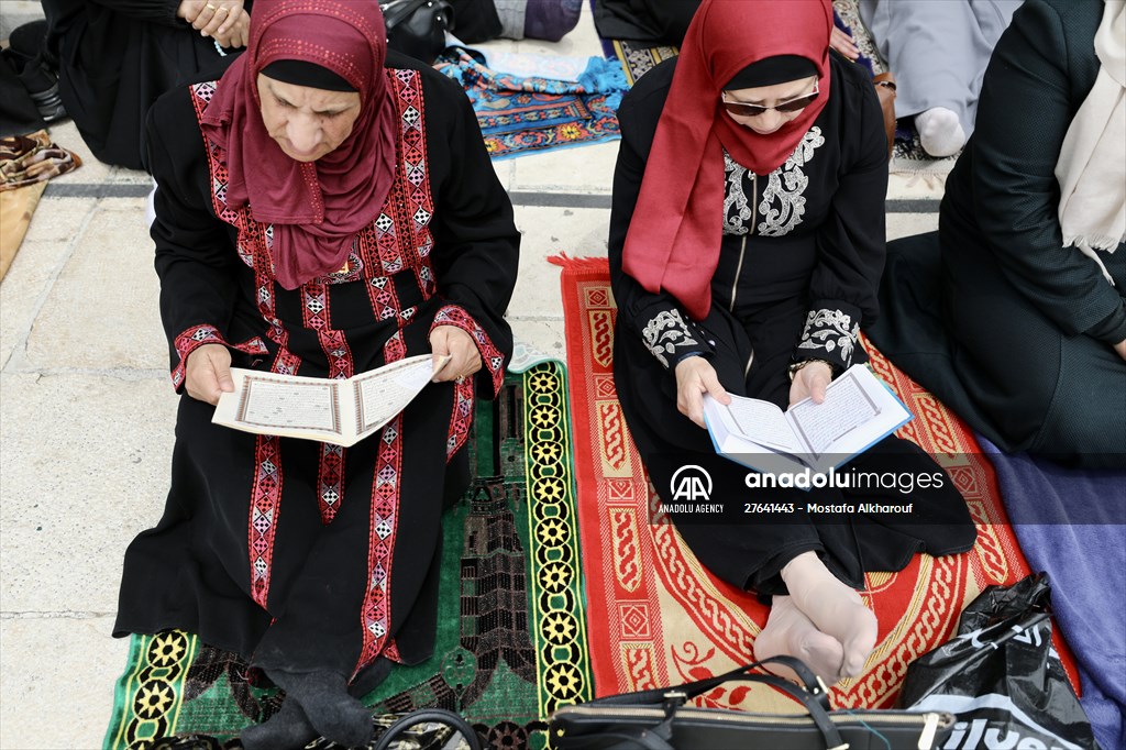 The third Friday prayer of Ramadan in Jerusalem | Anadolu Images