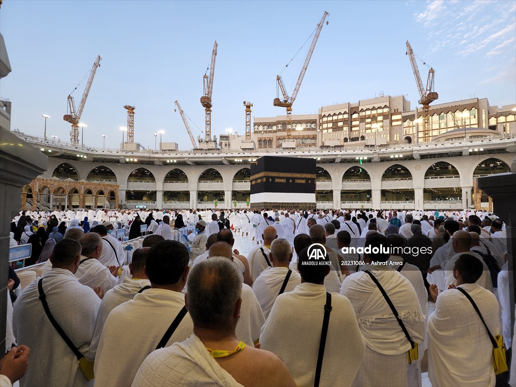 Prospective pilgrims started their worship in Mecca | Anadolu Images