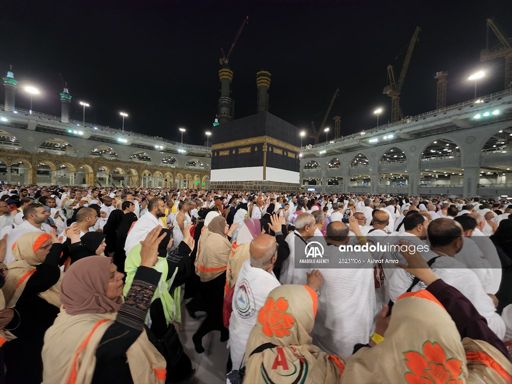 Prospective pilgrims started their worship in Mecca | Anadolu Images