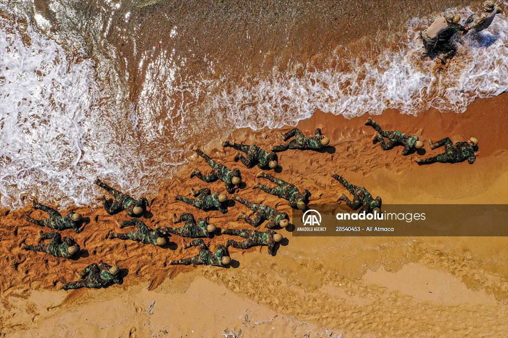 Commandos of the 'Underwater Defence' (SAS) of Turkish Navy | Anadolu ...