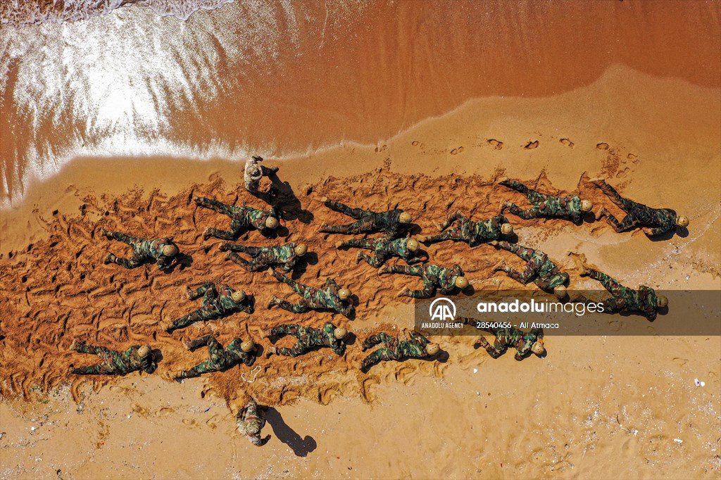 Commandos of the 'Underwater Defence' (SAS) of Turkish Navy | Anadolu ...