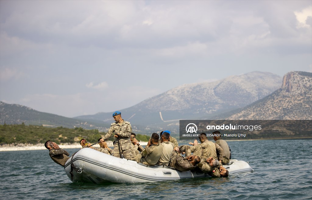 Military training of Turkish commandos in Turkiye's Isparta | Anadolu ...