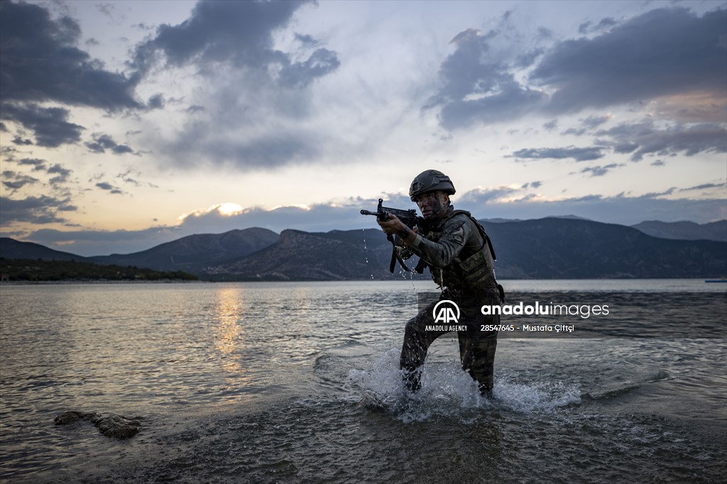 Military training of Turkish commandos in Turkiye's Isparta | Anadolu ...