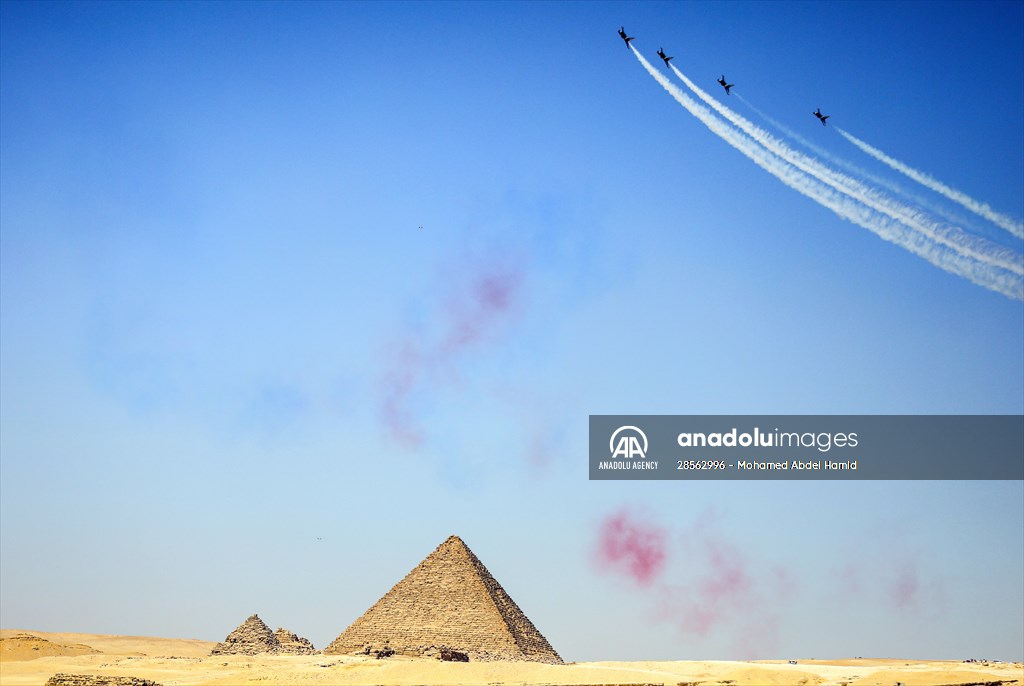 Flight demonstration at the Giza Pyramids in Egypt | Anadolu Images