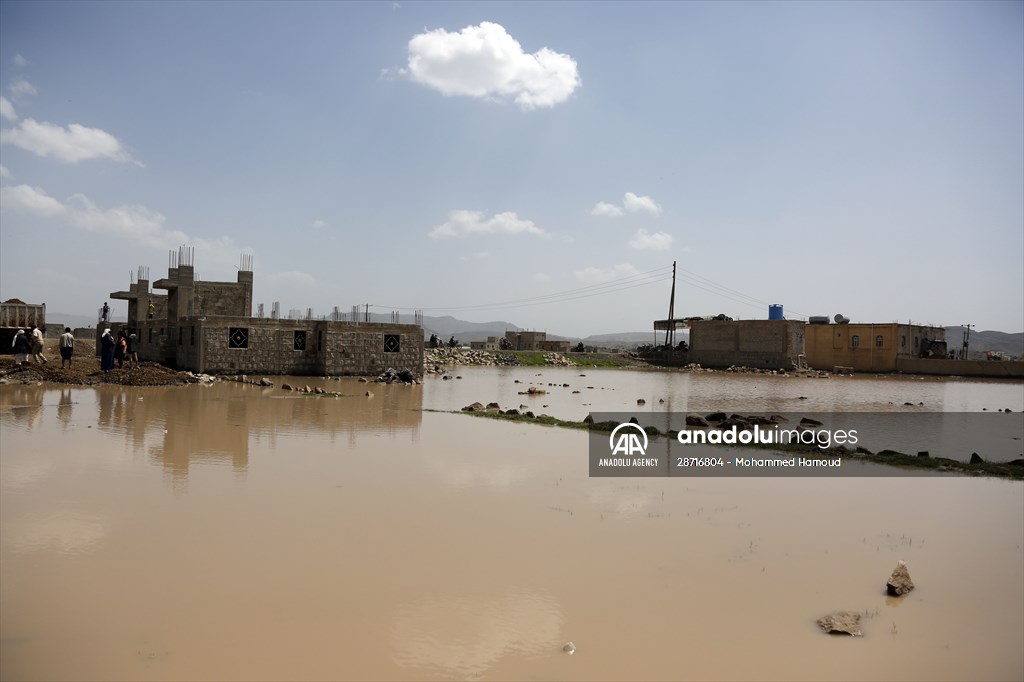 Heavy rains cause flash flooding in Yemen | Anadolu Images Heavy rains cause flash flooding in Yemen | Anadolu Images