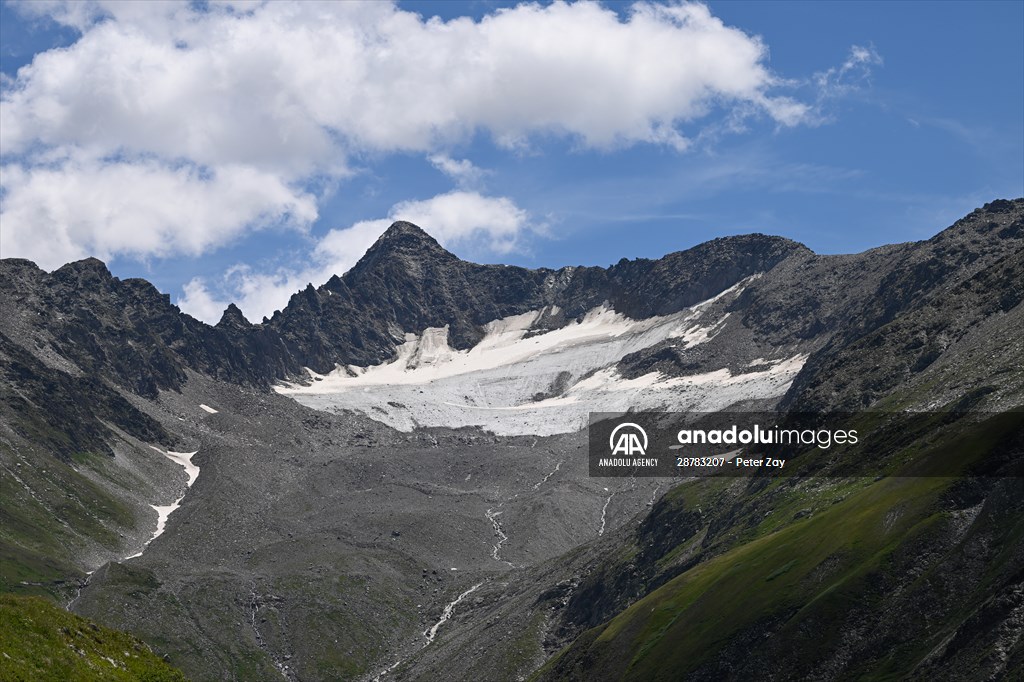 Effects of climate crisis on glaciers of the Swiss Alps | Anadolu Images