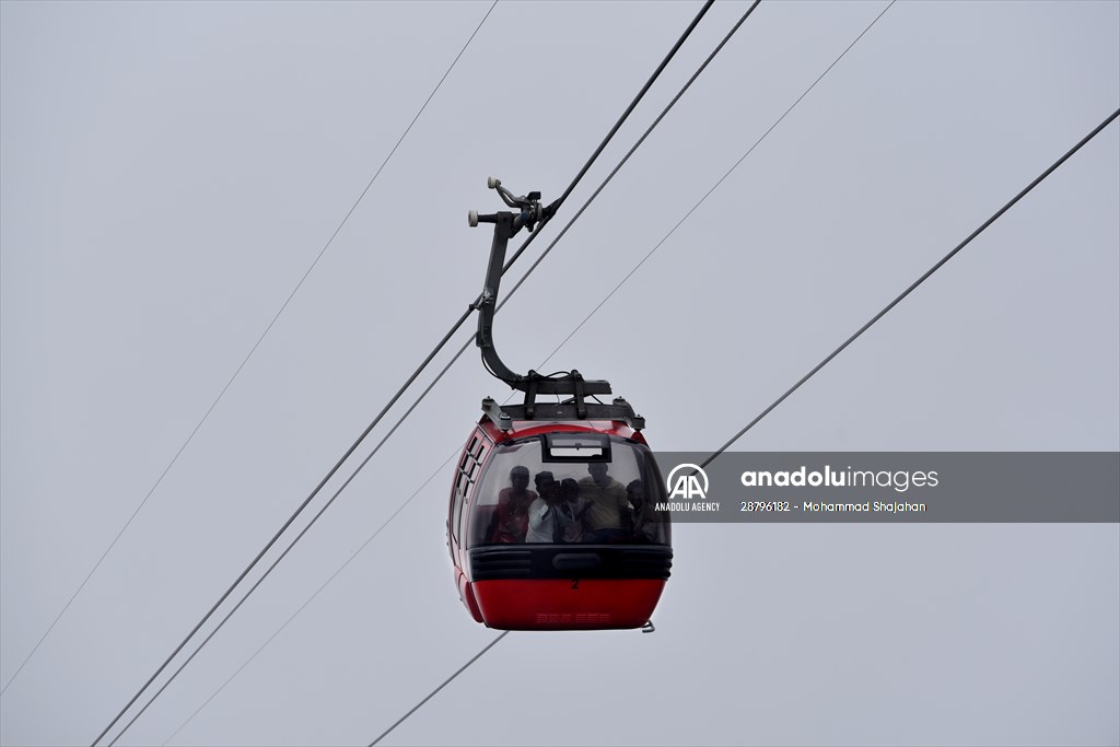 Cable car in Nepal | Anadolu Images