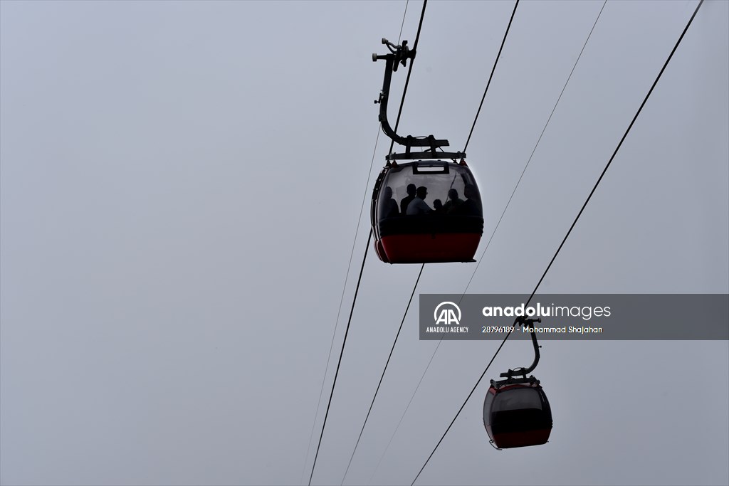 Cable car in Nepal | Anadolu Images