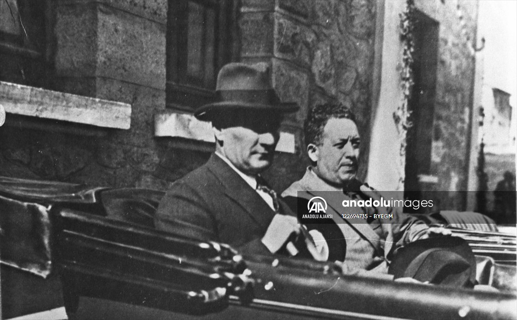 Atatürk'ün hayatı | Anadolu Images