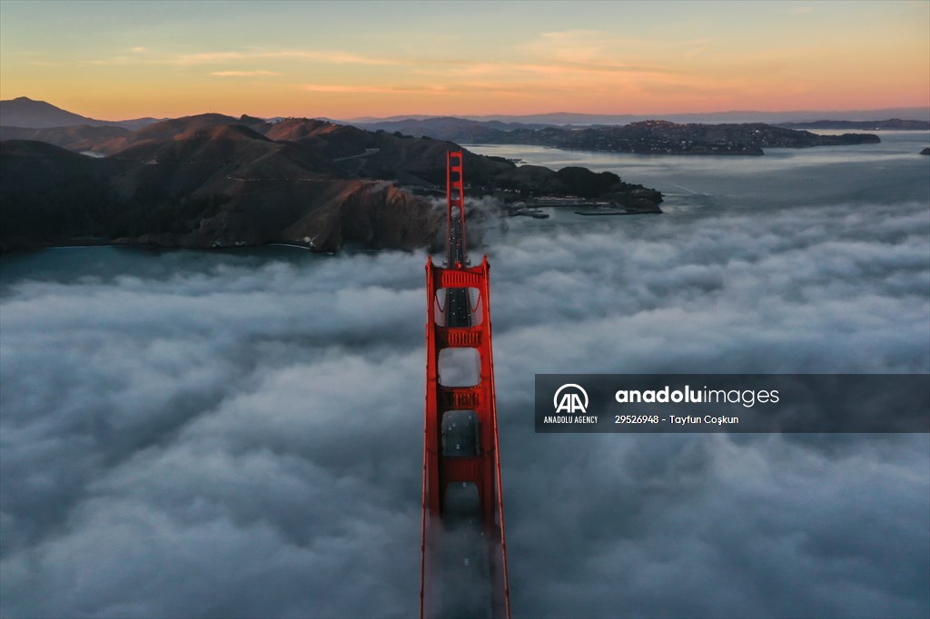 Golden Gate Bridge covered with mesmerizing fog | Anadolu Images