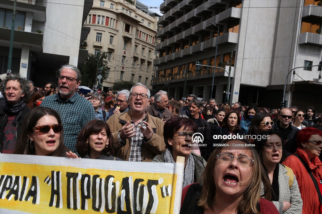 Protests grow in Greece over fatal train accident | Anadolu Images