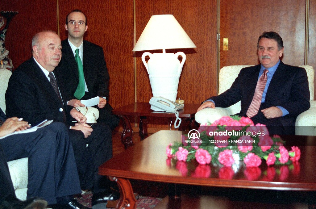 AKBULUT''UN KABULU | Anadolu Images